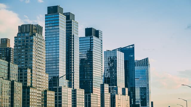 Owning Multiple Companies: Incorporation & Compliance Guide | Commenda