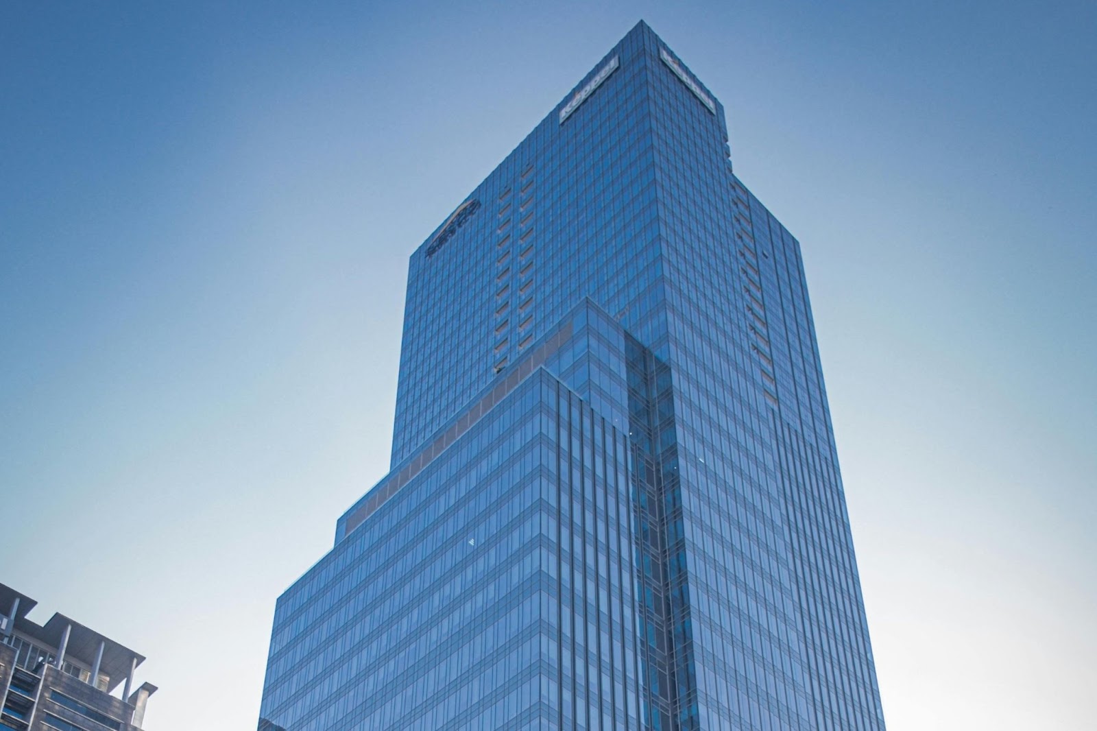 Division vs Subsidiary: What’s the Difference? (2025 Guide) - commenda.io